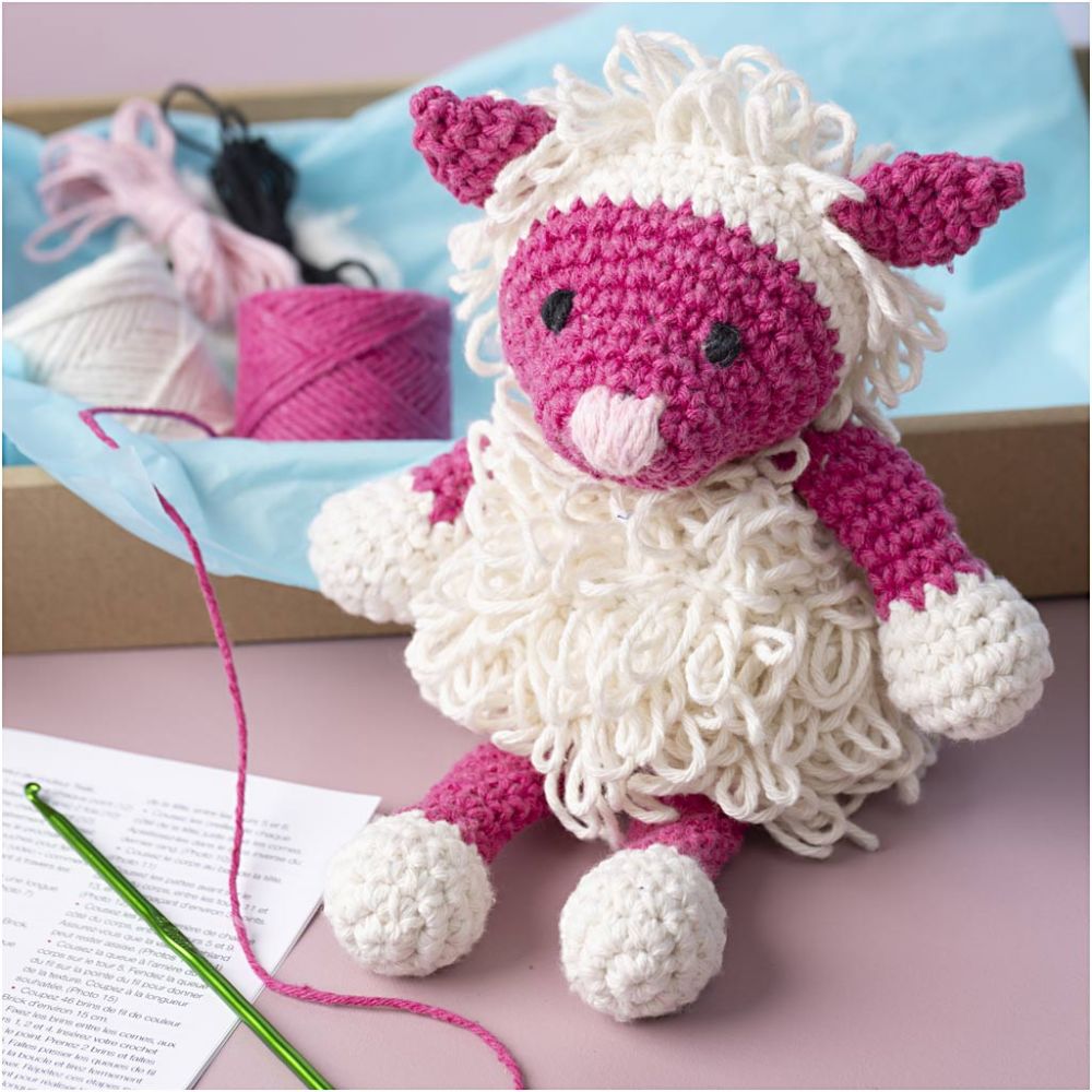 Beginner's Amigurumi Sheep Kit - Eco-Friendly Crochet Craft with Recyc ...